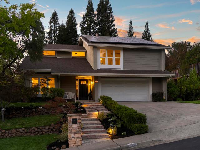 44 Tyrrel Ct