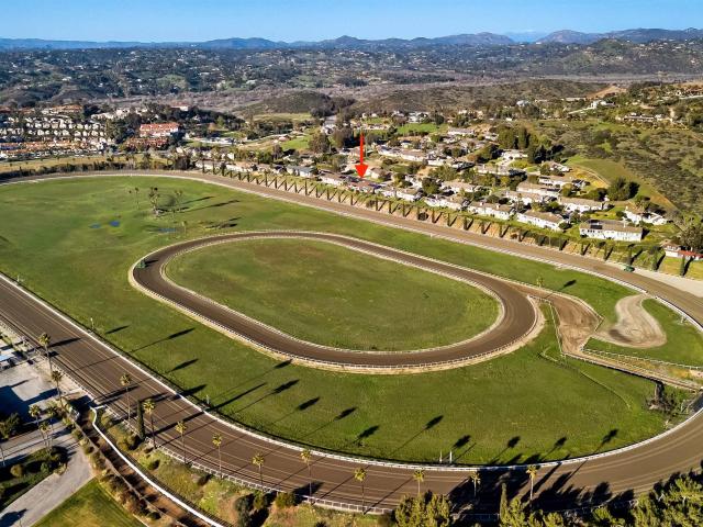 44 Vía Casitas, Bonsall, CA 92003 | MLS #2600 | Compass