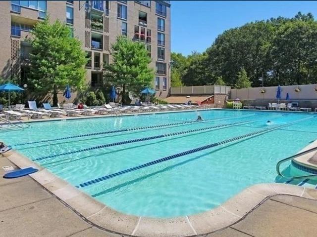 44 Washington St Apt 510, Brookline, MA 02445