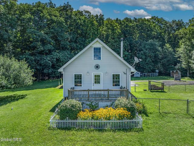 44 Webber Lane
