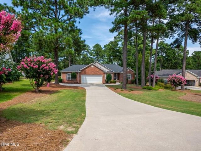 44 Winding Trl, Whispering Pines, NC 28327