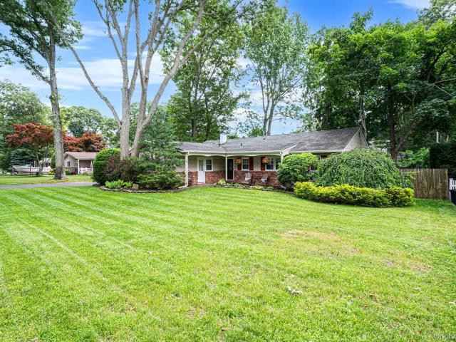 44 Winslow Lane