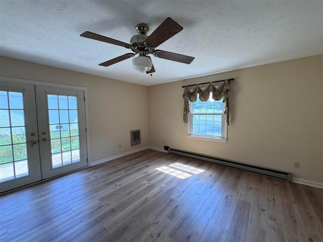 44 Woodbrier Drive