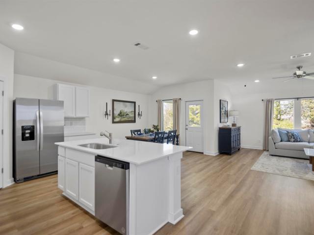 44 Wolfsbridge Loop