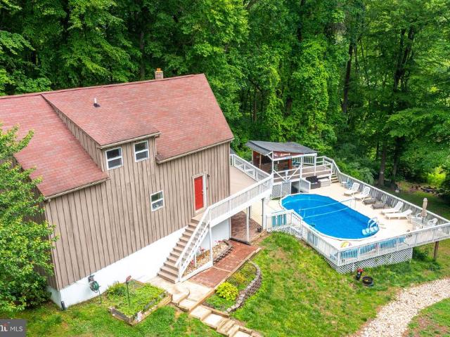 44 Algonquin Drive