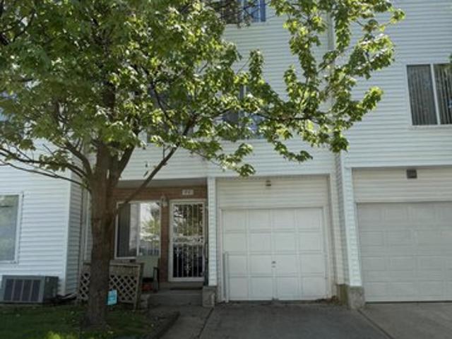 44 Amanda Ct, Staten Island, NY 10312
