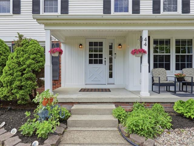 44 Baron Court