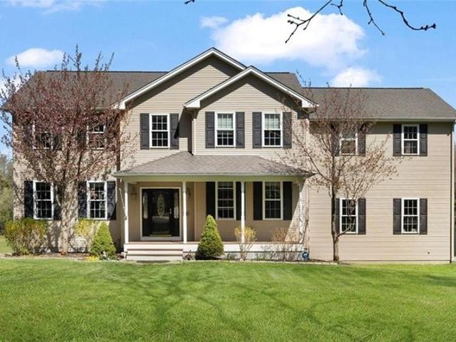 44 Beaver River Rd, Richmond, RI 02892