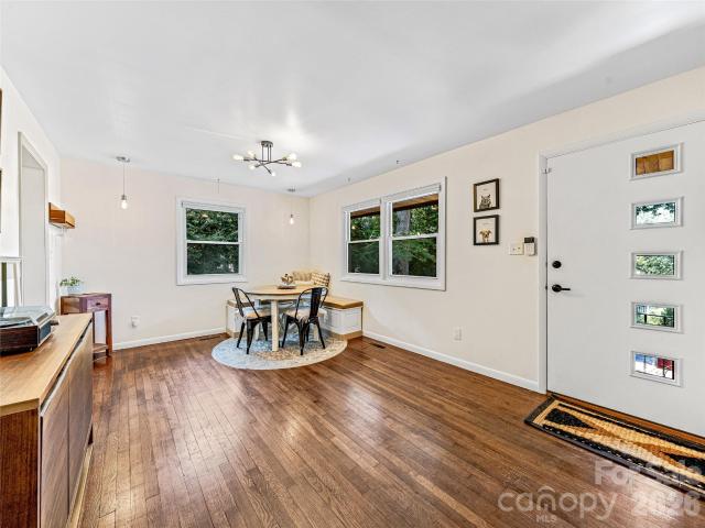 44 Broadview Avenue