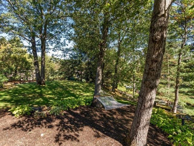 44 Bradford Rd, Wellesley, MA