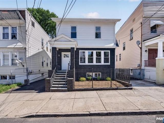 44 Breckenridge Ter, Irvington, NJ 07111