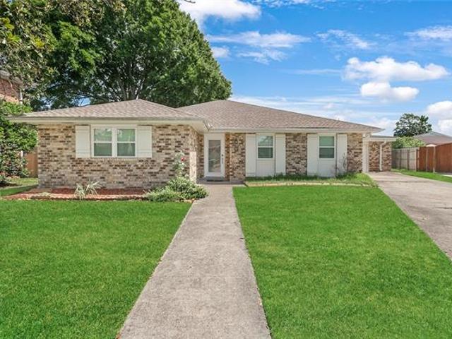 44 Brittany Dr, Kenner, LA 70065 | MLS #2544