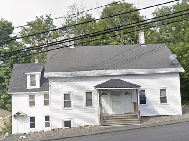 44 Bridge St, Hillsborough, NH 03244