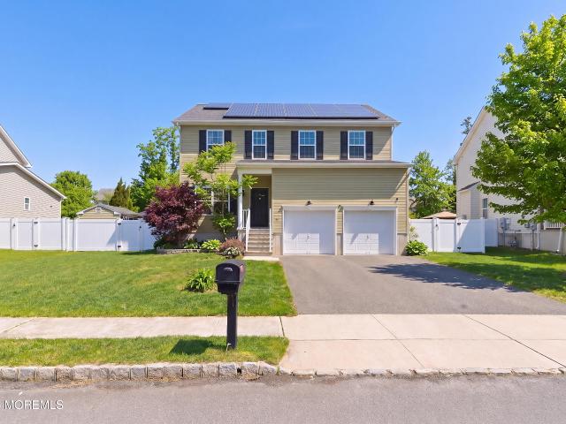 44 Bridle Path