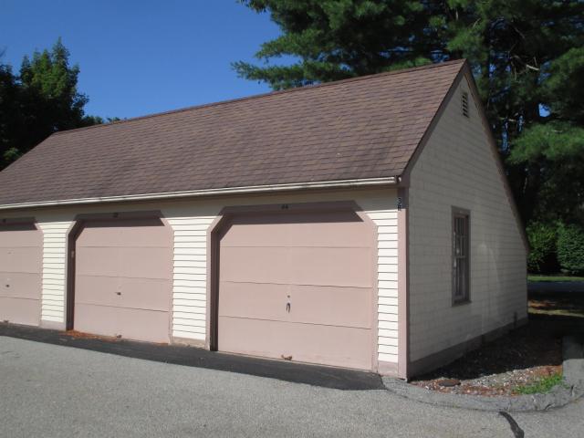 44 Bridle Path