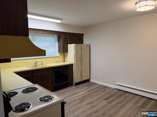 44 Burgh Avenue # 3
