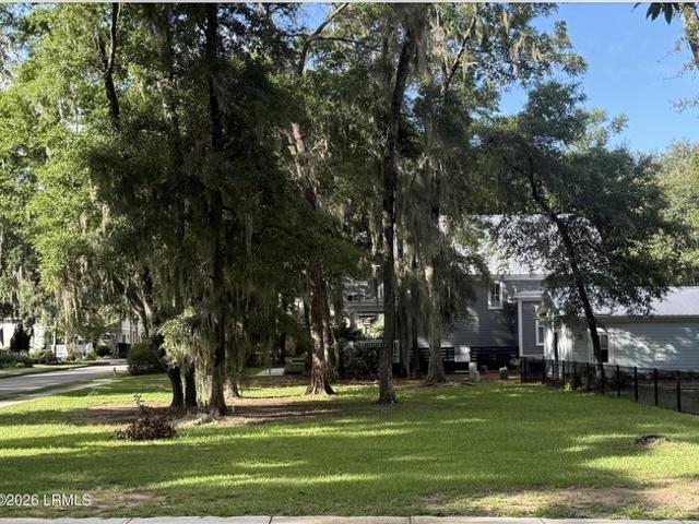 44 Celadon Dr, Beaufort, SC 29907