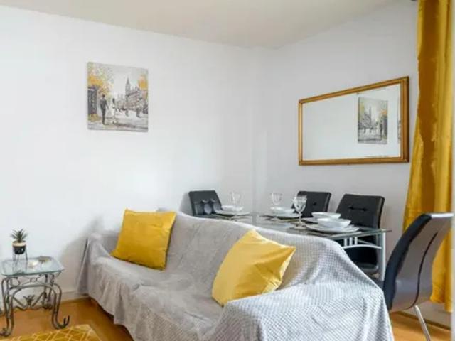 44 Chelsea Square, London, SW3 6LH, United Kingdom | 1 bed apartment for rent #160143769 | Rentberry