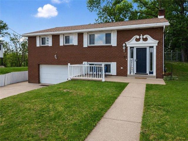 44 Chris Ct, Pittsburgh, PA 15239