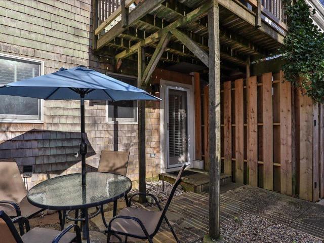 44 Commercial St, Provincetown, MA 02657 | MLS #22502