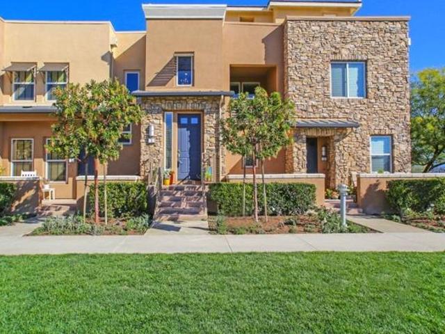 44 Colonial Way Aliso Viejo, CA 92656