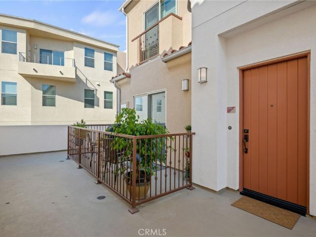 44 Coronado Street 202