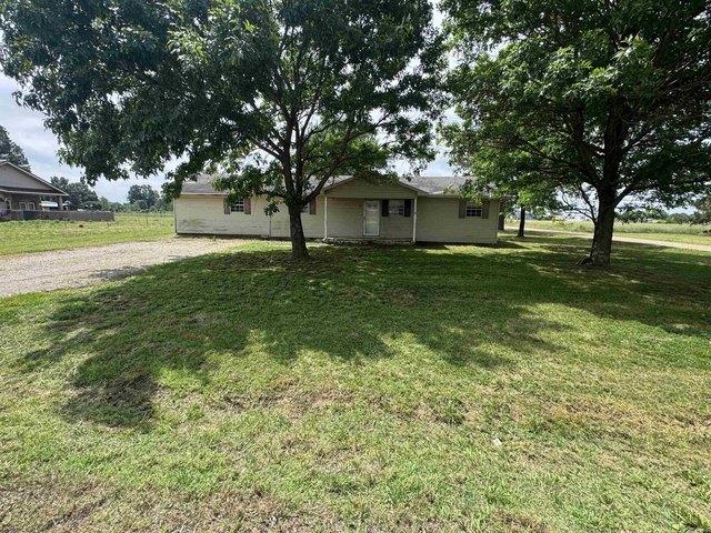 44 County Road 146, Corning, AR 72422