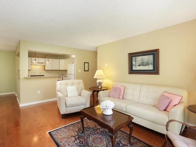 44 Crabapple Ln