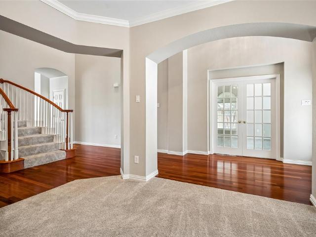 44 Creekside Drive