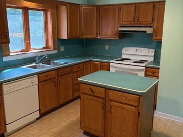 44 Cumberland Dr, Mechanicsburg, PA 17050