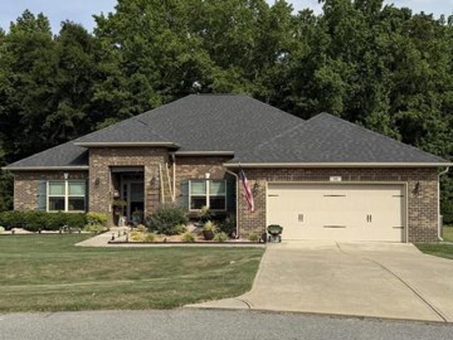 44 Drake Dr, Benson, NC 27504