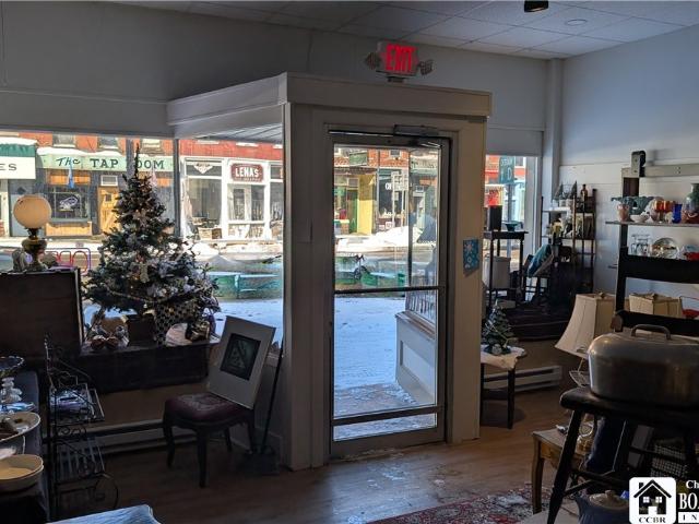 44 E Main Street