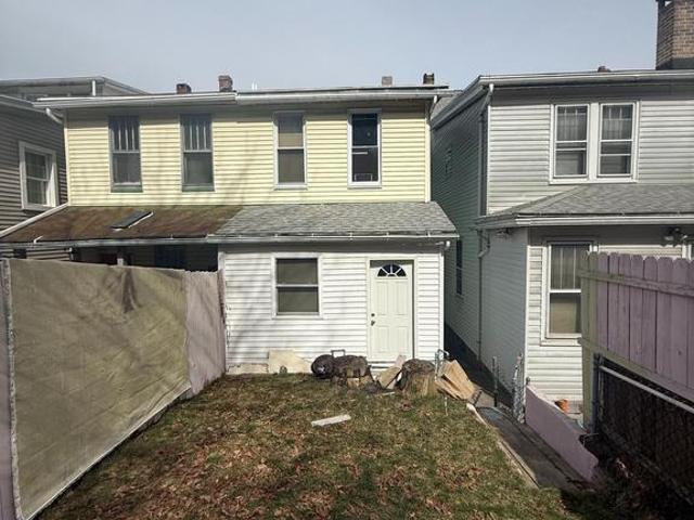 44 E Water Street