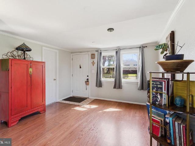 44 Fairlawn Avenue