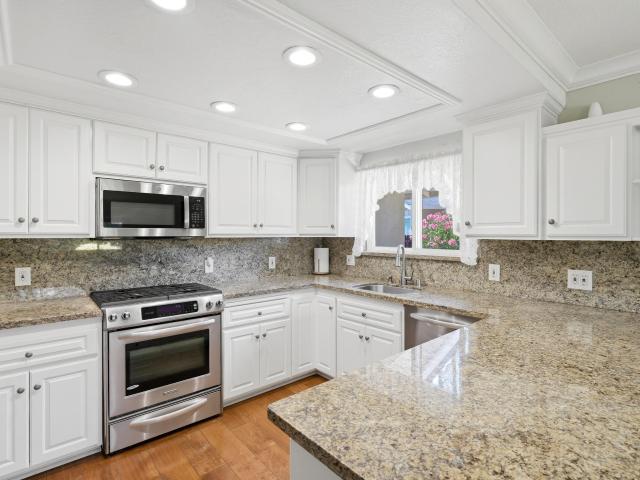 44 Fircrest Ct