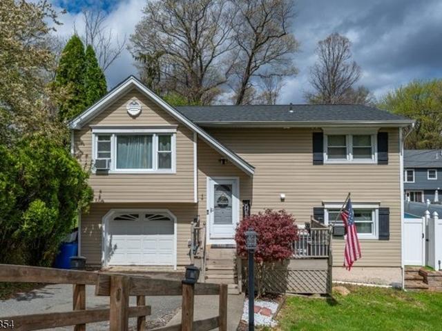 44 Fordham Trl, Hopatcong, NJ 07843