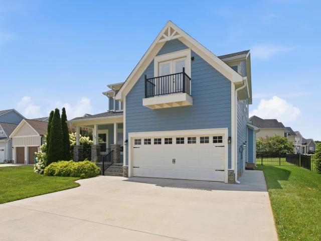 44 Hammock Dr