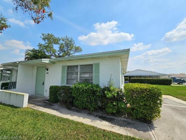44 Heath Aster Ln, Lehigh Acres, FL 33936