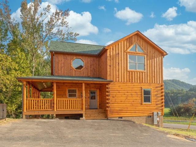 44 Heritage Hills Dr, Pigeon Forge, TN 37862