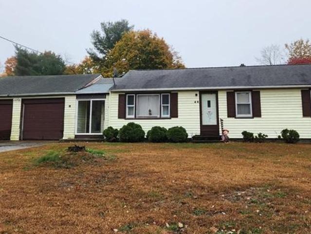 44 Hickory Hill Dr, Thomaston, CT 06787