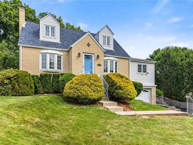 44 Hollow Haven Dr, Pittsburgh, PA 15236