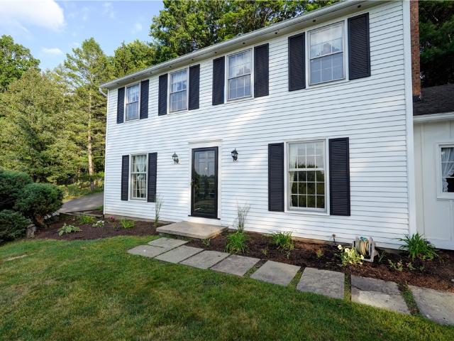 44 Kings Lacey