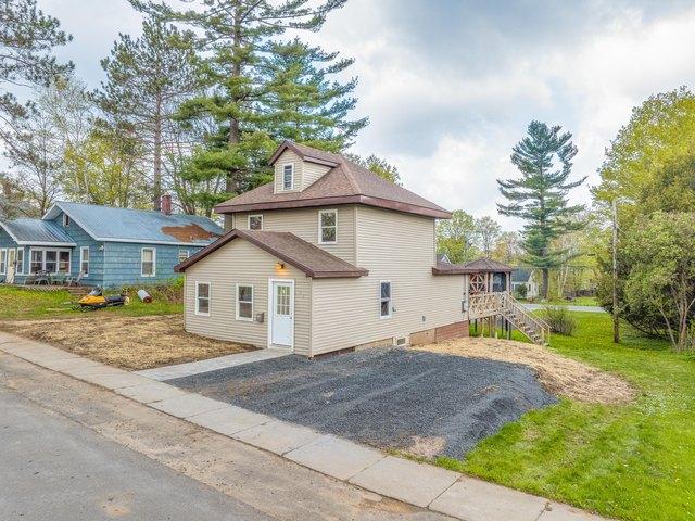 44 Lakeview Ave, Tupper Lake, NY 12986
