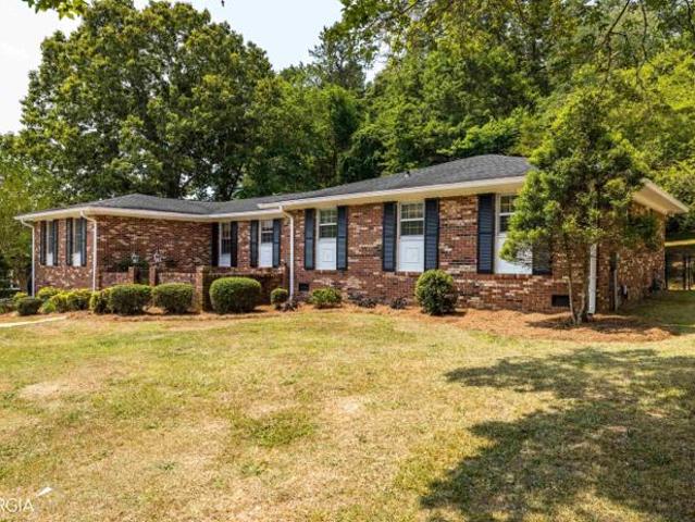 44 Lakeview Dr SE, Lindale, GA 30147