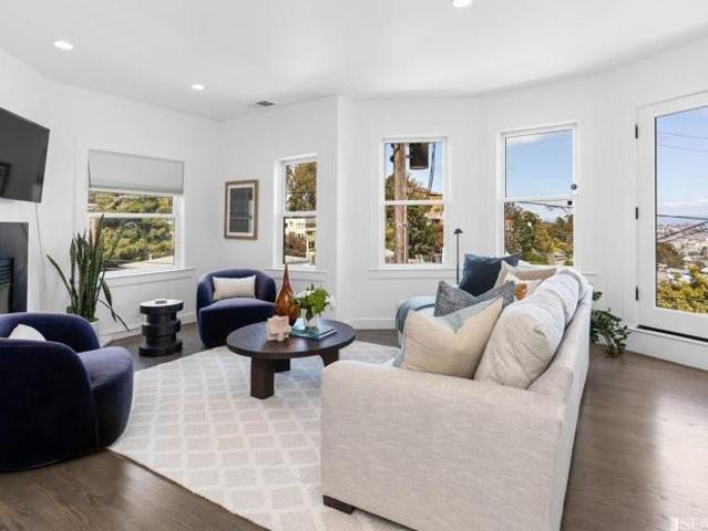 44 Levant St, San Francisco, CA 94114