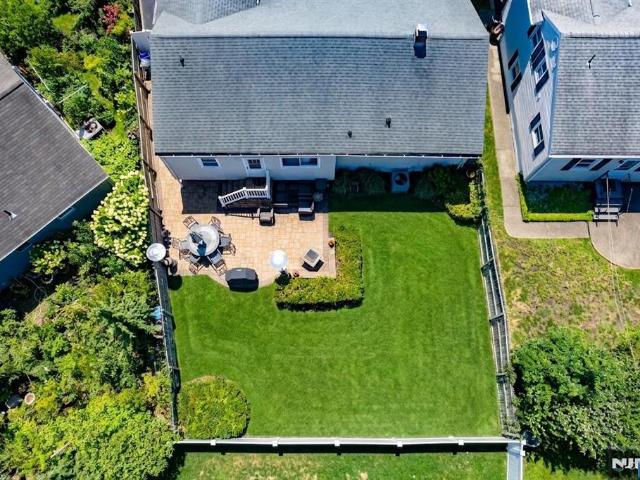 44 Lorrie Lane