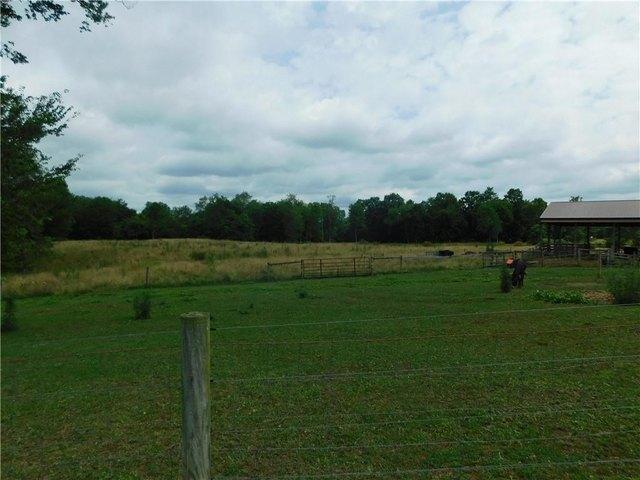 44 Mack Farm Rd, Masontown, PA 15461