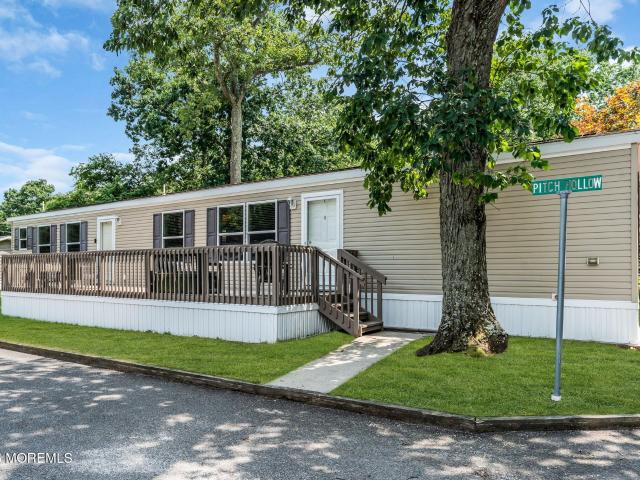 44 Marcia Memorial Circle