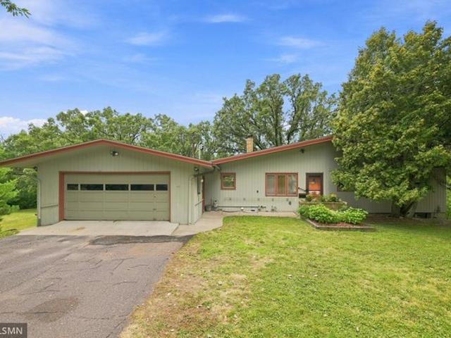 44 Miller Crest Ln, Saint Paul, MN 55106