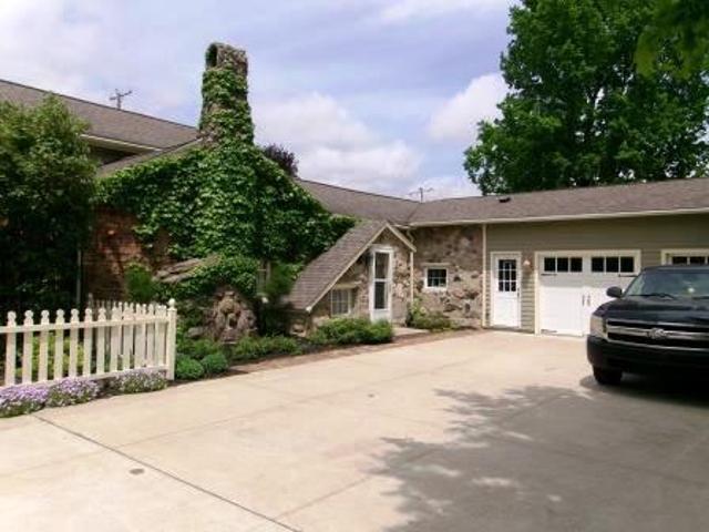 44 N Main Street